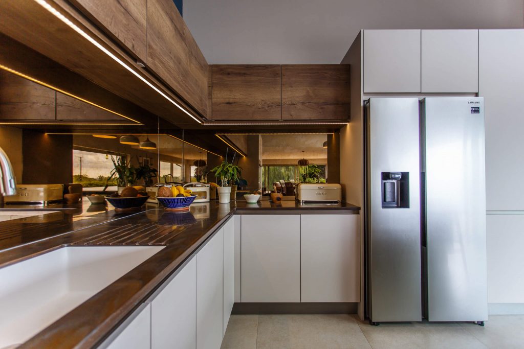 Contemporary Renovation - Portrait Kitchens